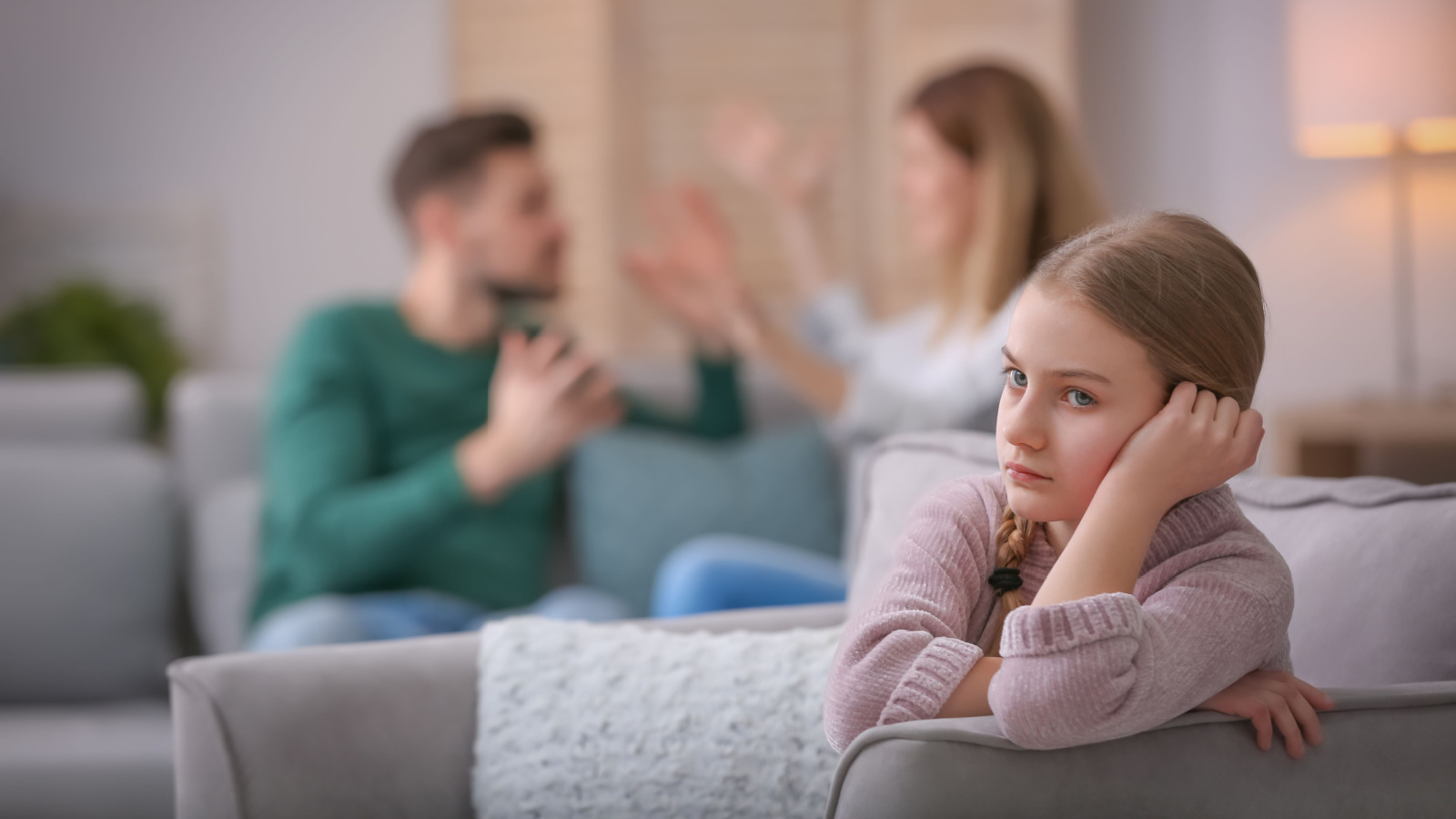 She Banned Her Abusive, Cheating Father From Her Wedding. But Now He’s ...